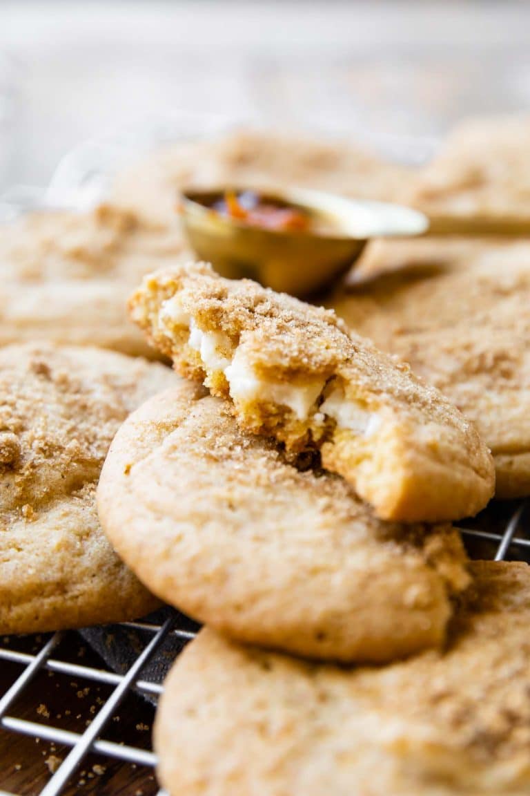 Pumpkin Cheesecake Cookies Recipe - Desserts & Drinks