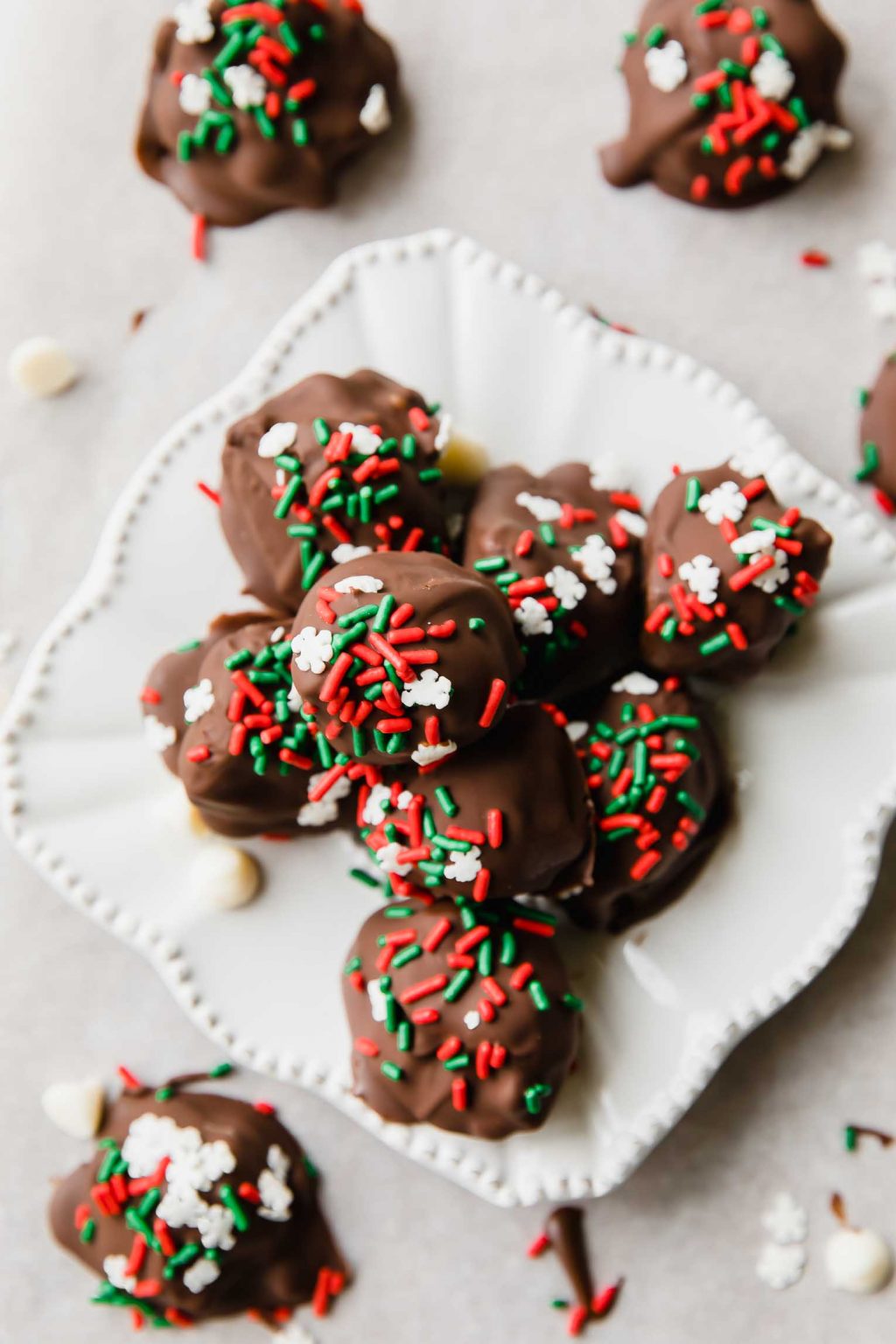 Christmas Chocolate Truffles Recipe - Desserts & Drinks