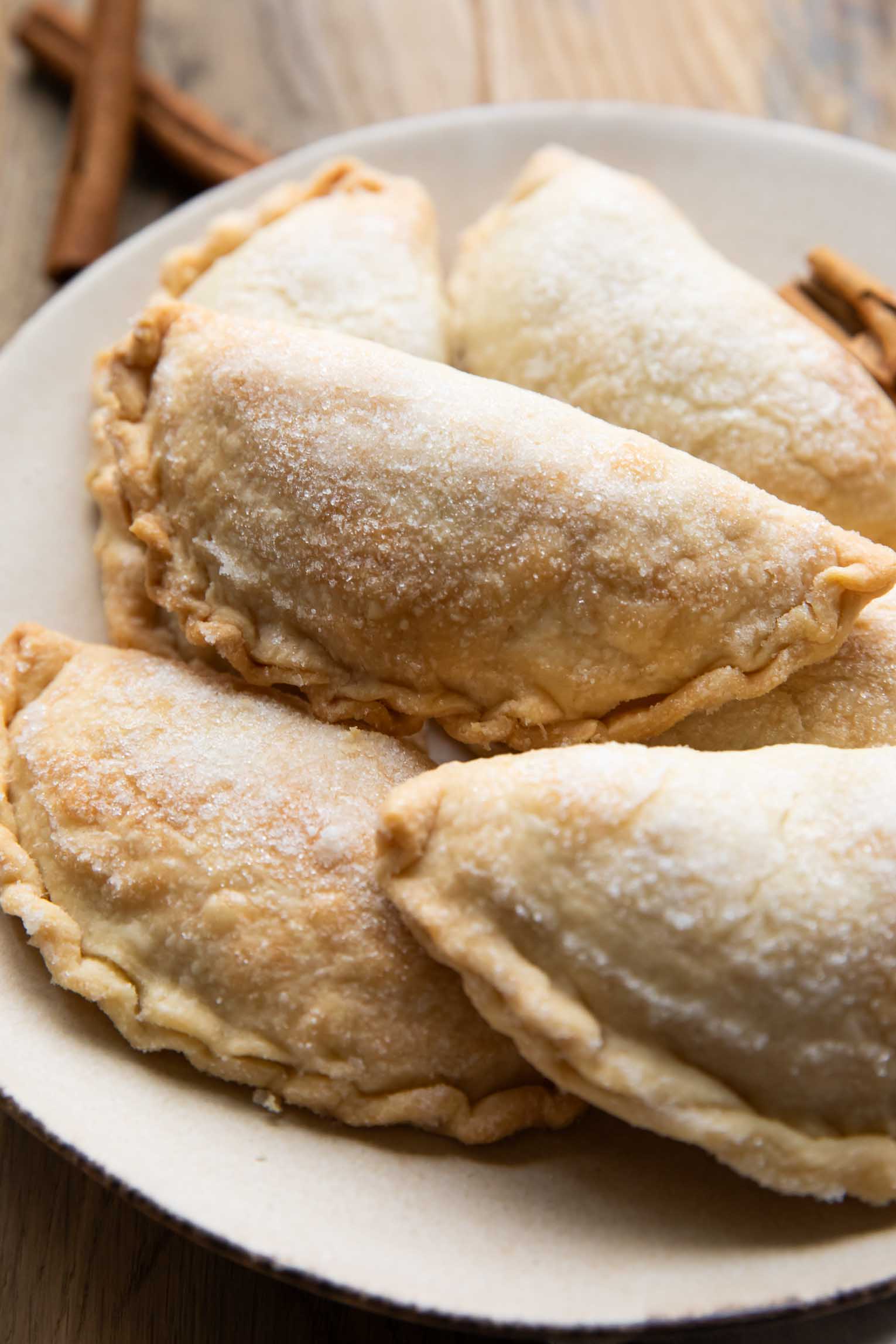 Peach Dessert Empanadas Recipe - Desserts & Drinks