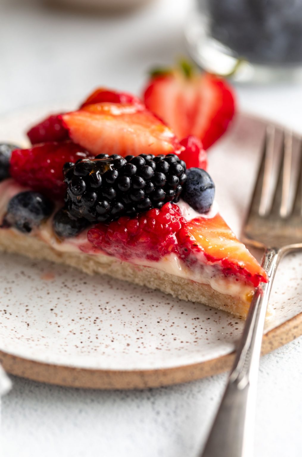 Berry Fruit Tart Recipe - Desserts & Drinks