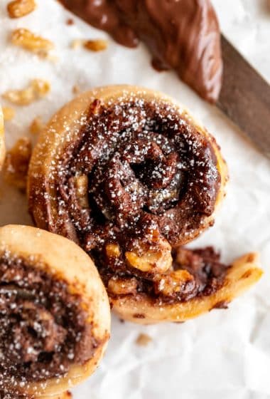 Easy Nutella Puff Pastry Recipe - Desserts & Drinks