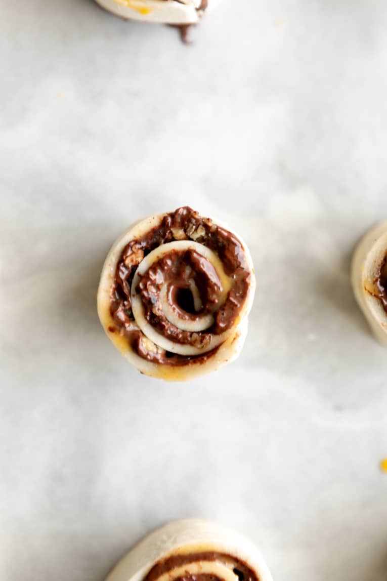 Easy Nutella Puff Pastry Recipe - Desserts & Drinks