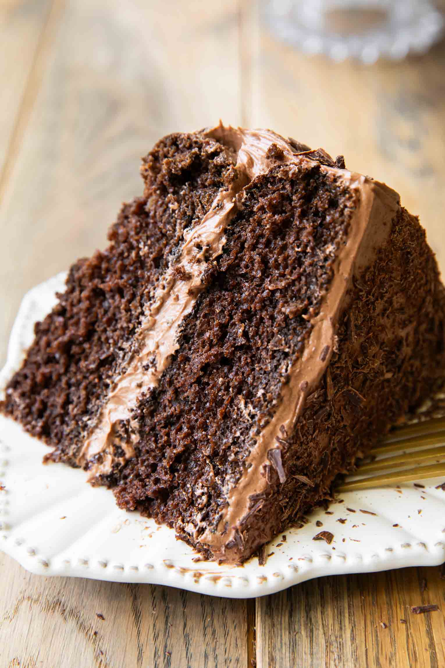 The BEST Chocolate Cake Recipe - Desserts & Drinks