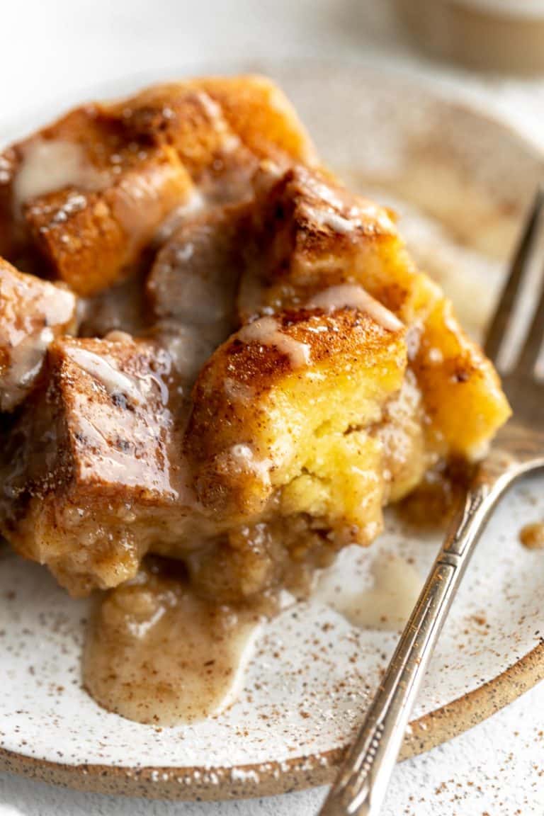 Easy Bread Pudding Recipe - Desserts & Drinks