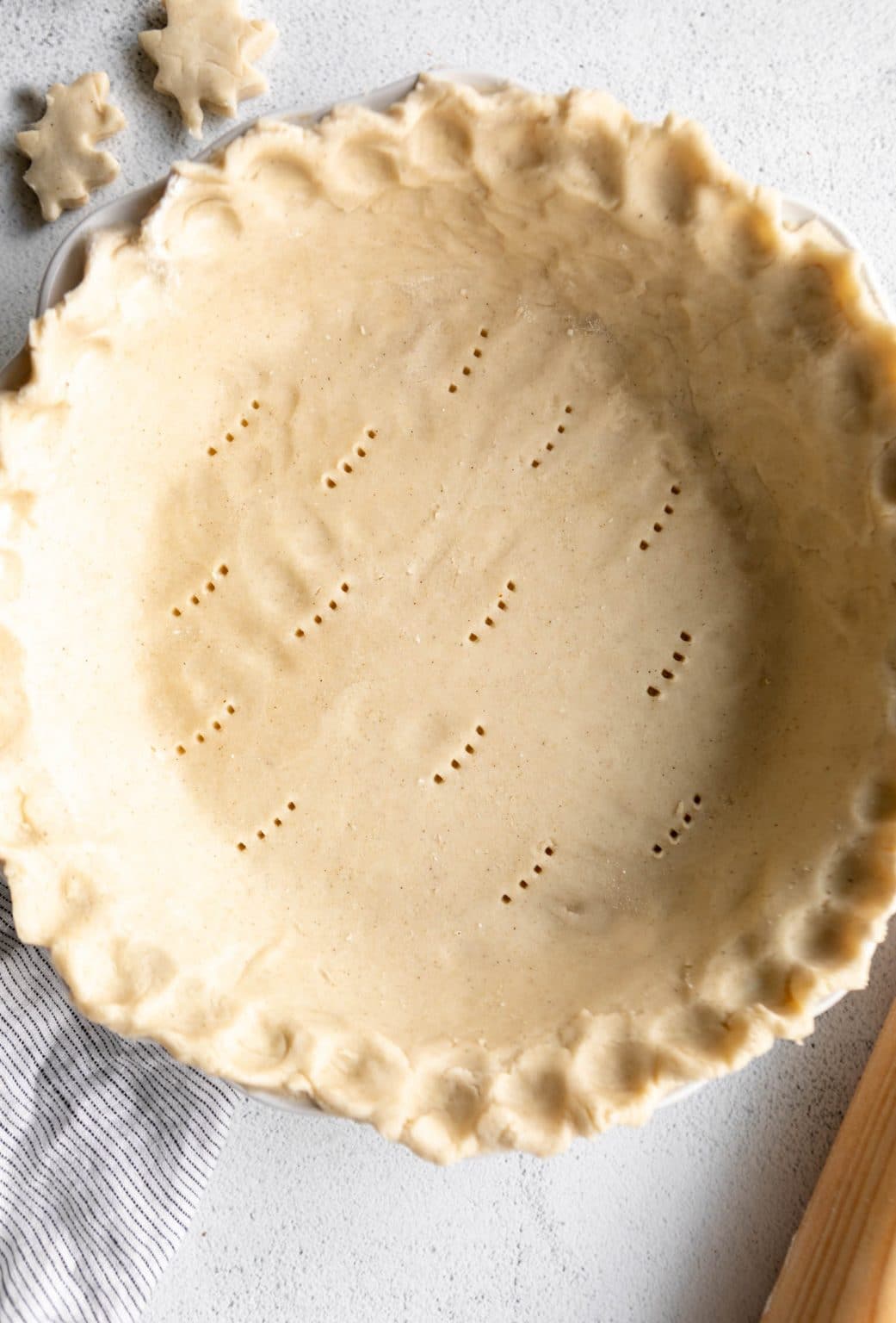 Easy Pie Crust (You'd Never Guess the Secret Ingredient!) - Desserts ...