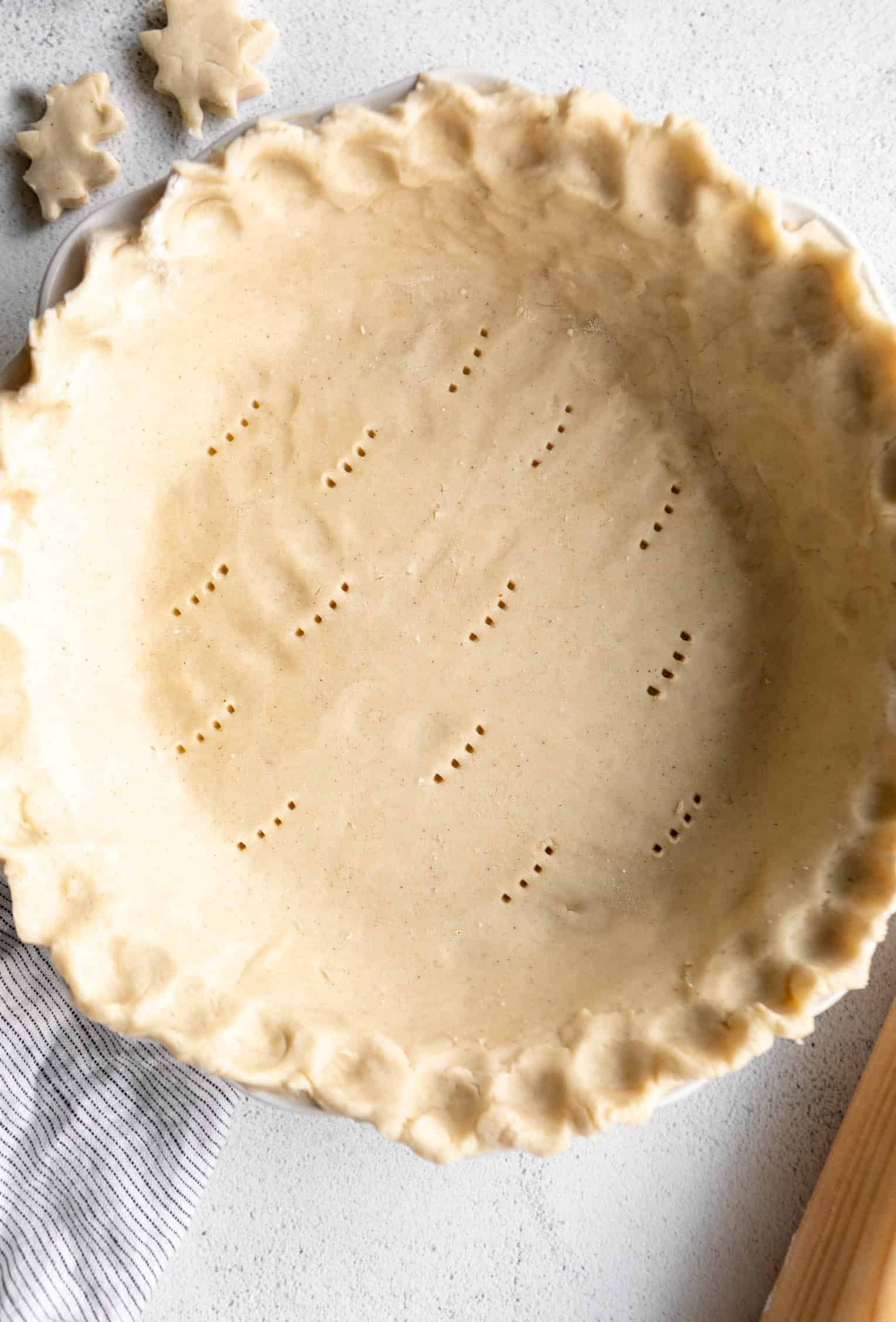 Easy Pie Crust (You'd Never Guess the Secret Ingredient!) - Desserts ...