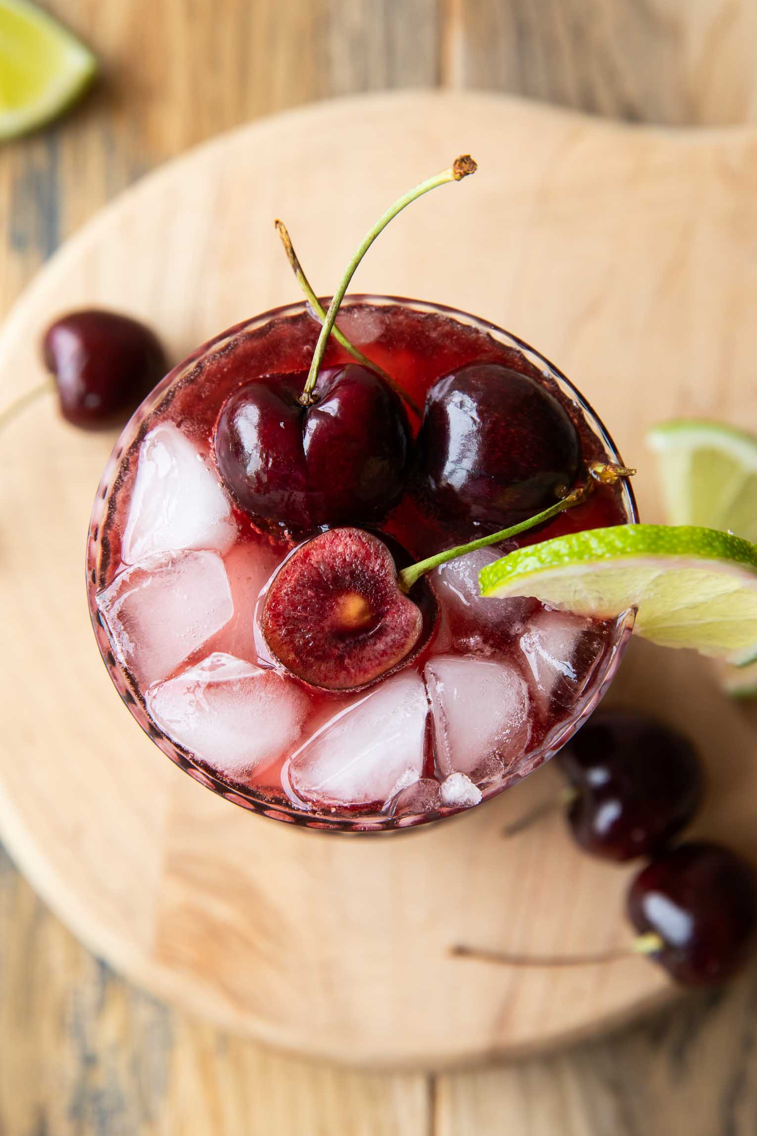 Tart Cherry Juice Mocktail (Sleepy Girl Mocktail) - Desserts & Drinks