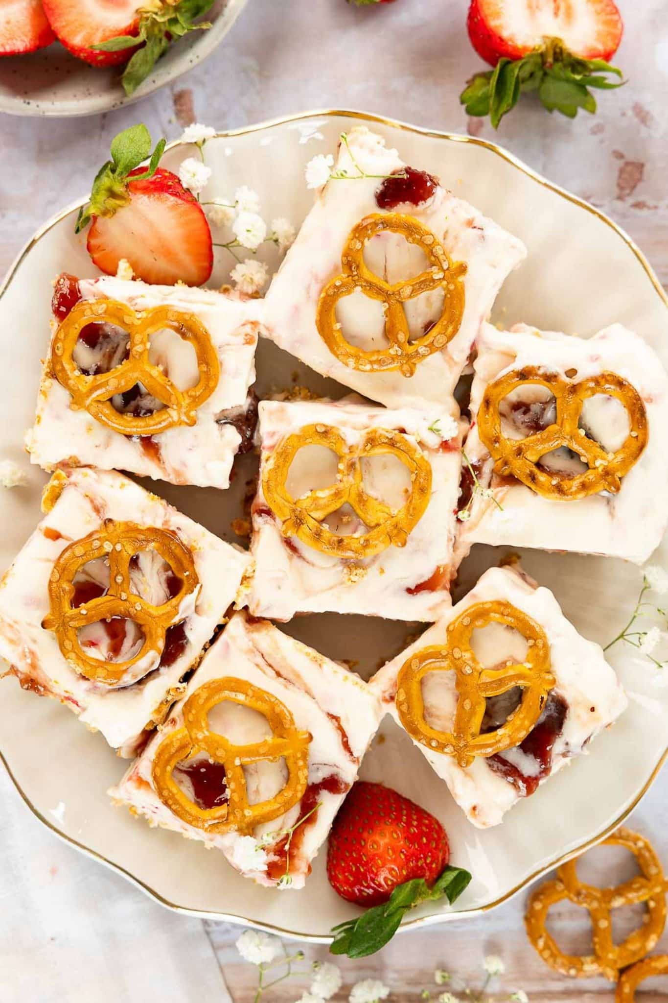 Strawberry Pretzel Dessert w/ Cream Cheese - Desserts & Drinks